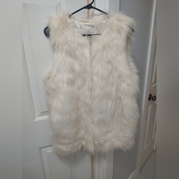 Jackets & Coats | Fur Looking Vest Not Quite As White As The Picture ...